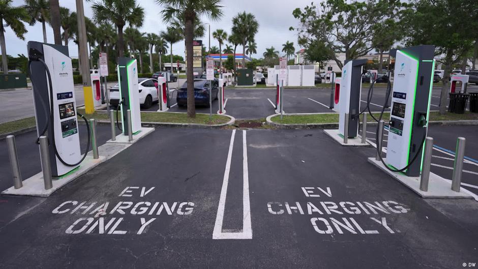 The US turns it back on electric vehicles