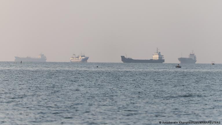 Iran yaufunga Mlango Bahari wa Hormuz kufuatia mashambulizi