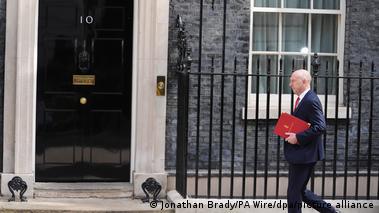 UK: Defense Secretary John Healey quits in spending dispute